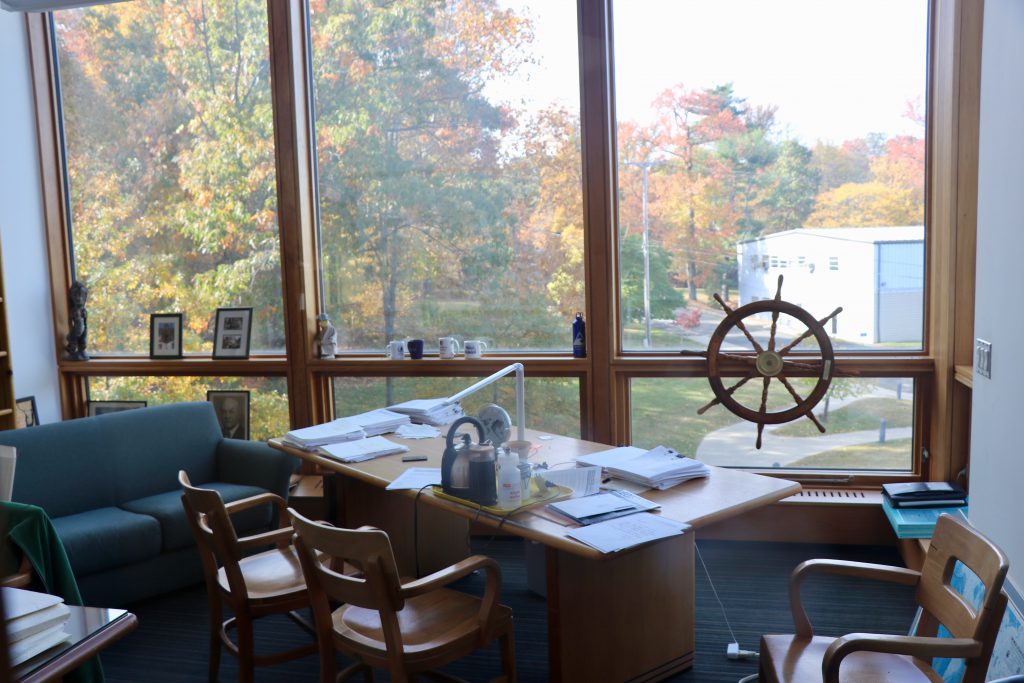 Climate science pioneer Wallace Broecker memorialized at namesake ...